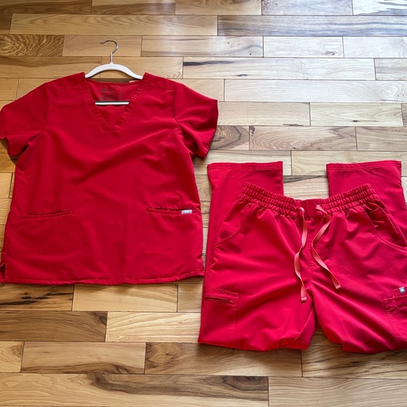 Figs | Pants & Jumpsuits | Figs Pop Red Set | Poshmark